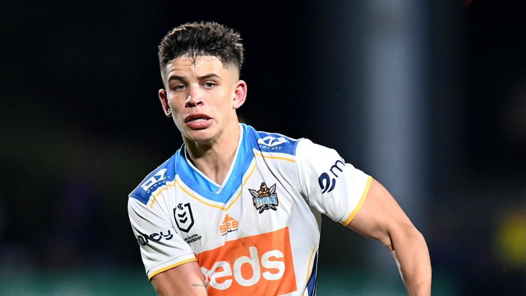 Campbell ignores rival overtures to remain with the Titans - NRL News