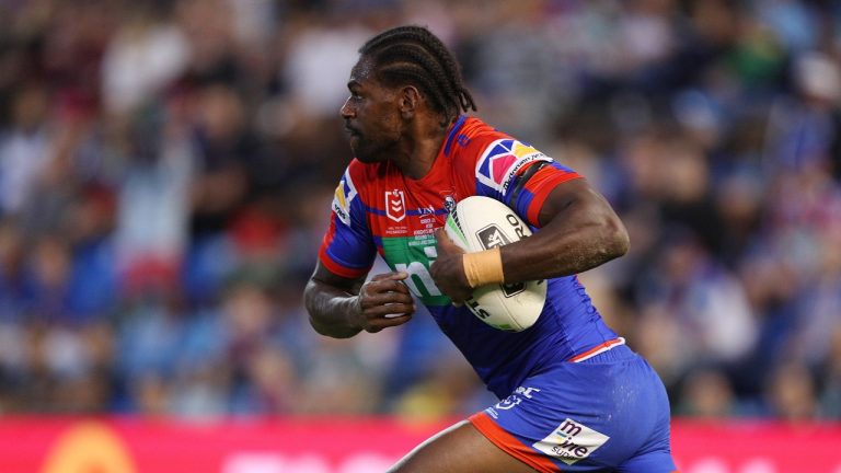 Edrick Lee signs on with the Knights for 2022 - NRL News