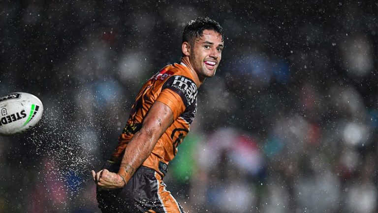 Arthars signs new Broncos contract - NRL News
